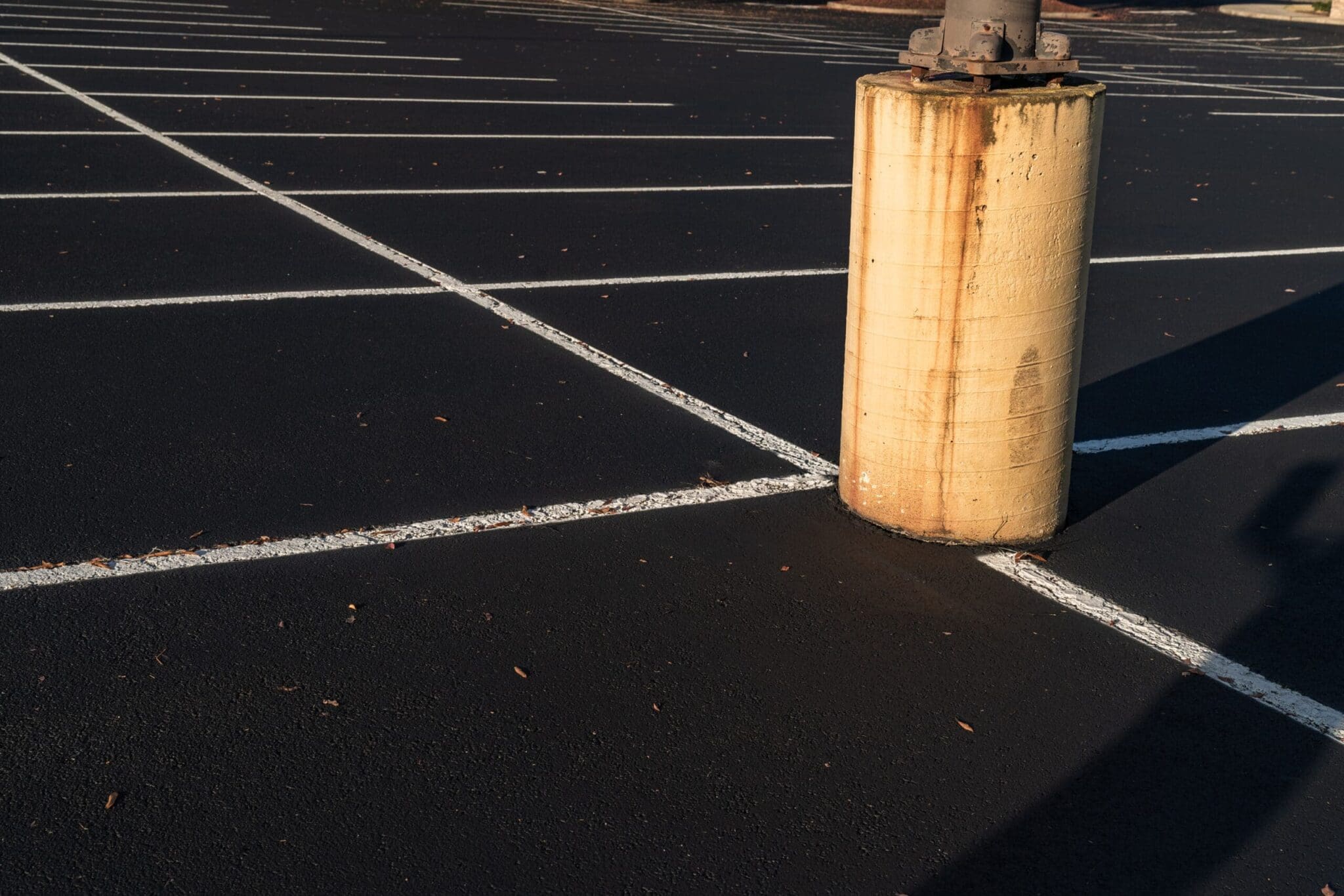 Signs Your Parking Lot May Need Repaving – Expert Guide
